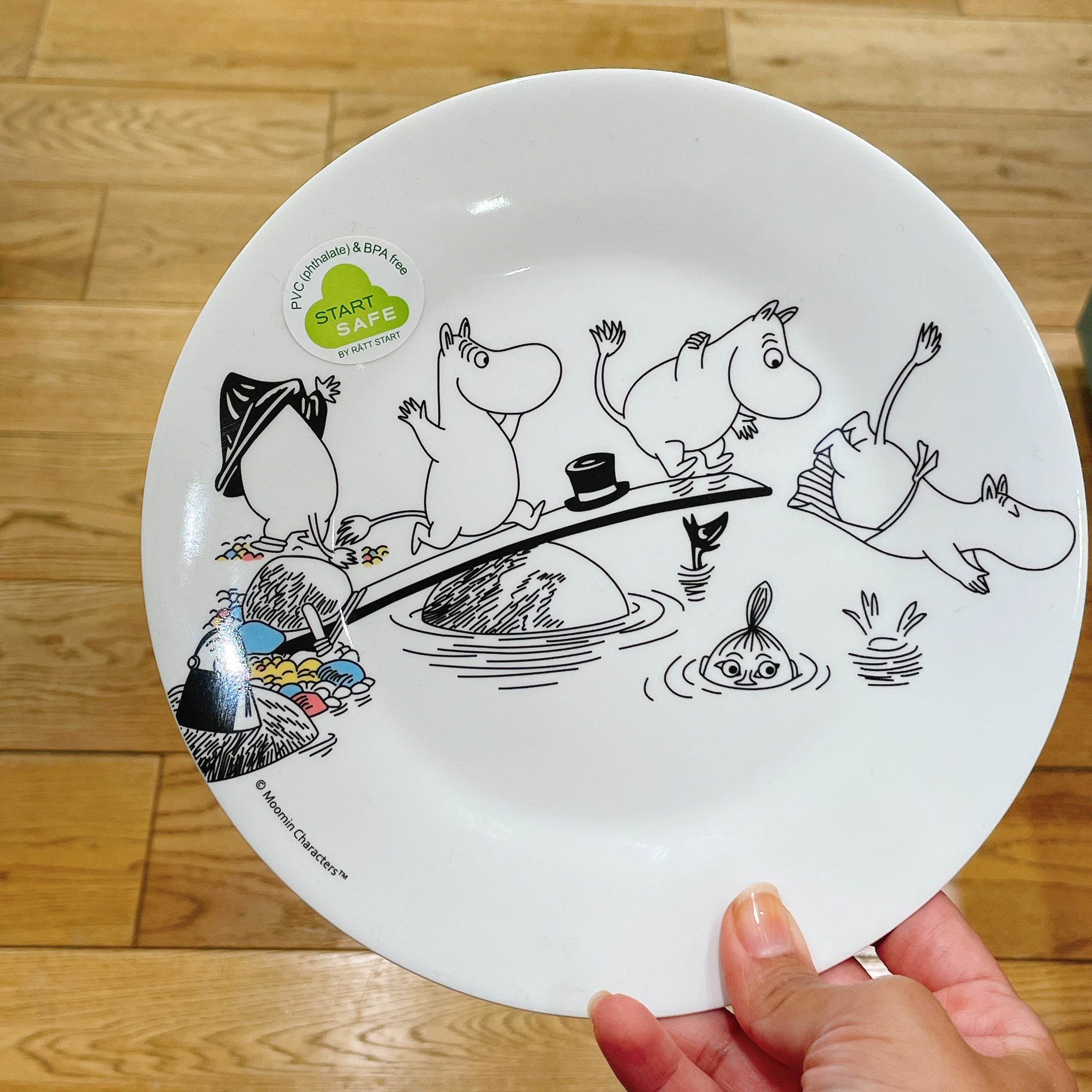 Moomin Plastic Plate – Yorozuya Store